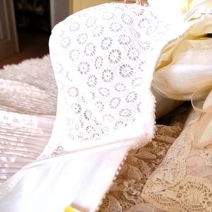 Vintage | Intimates & Sleepwear | Nwt Nos Bali Sno Flake Vintage Bra W ...